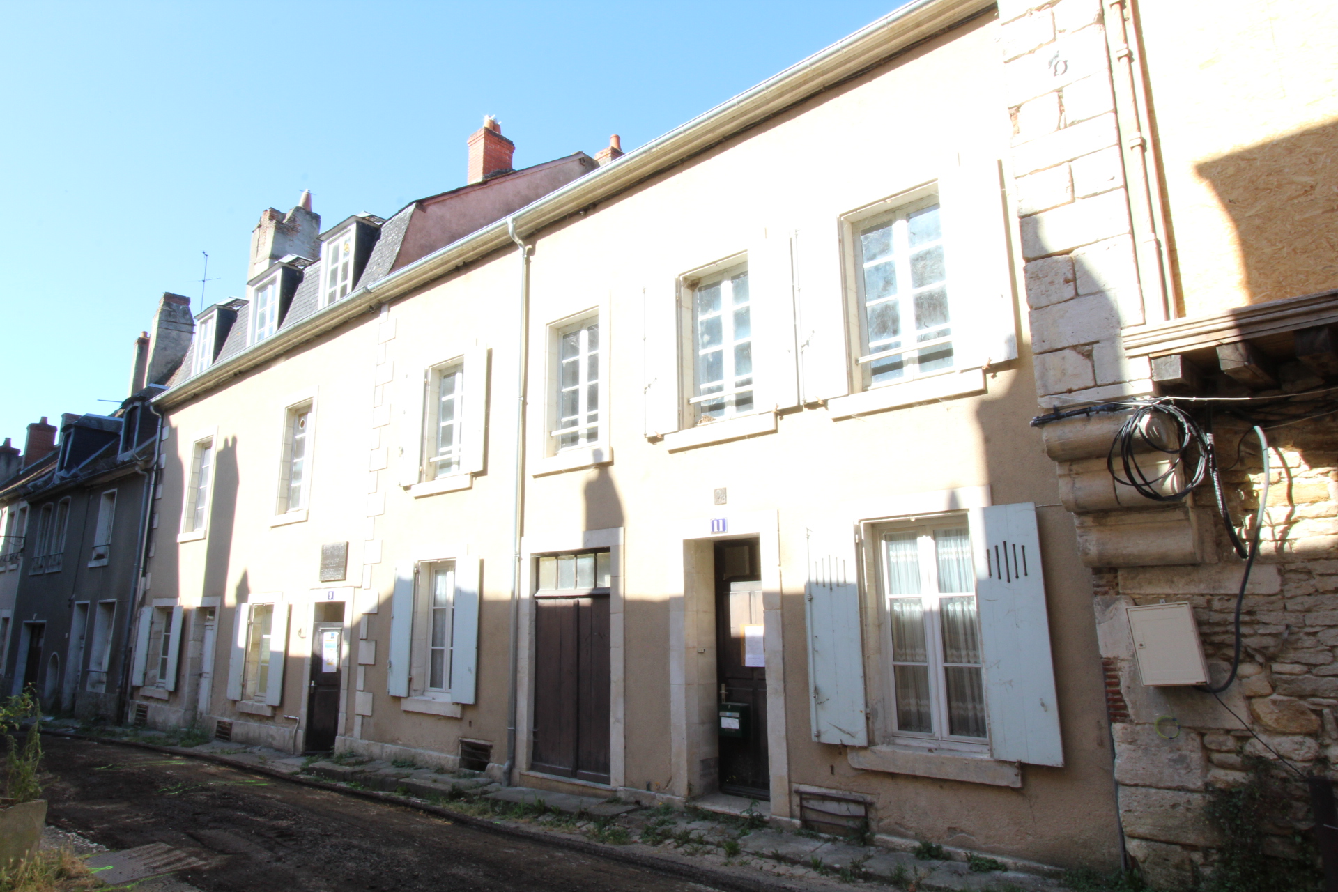 Vente La Charité sur Loire, immeuble centre historique 8 pièces et ...